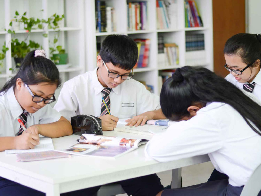 Education - What We Do | Dignity For Children Foundation